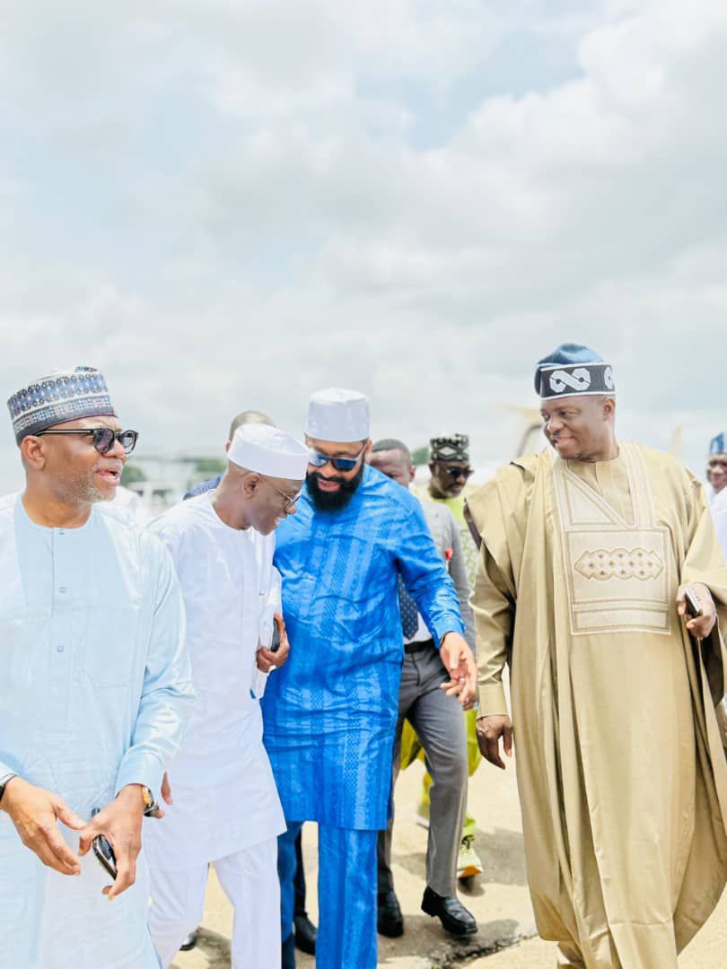 Senator Ahmed Wadada Graces Wedding of Nasirudeen Yari in Kaduna